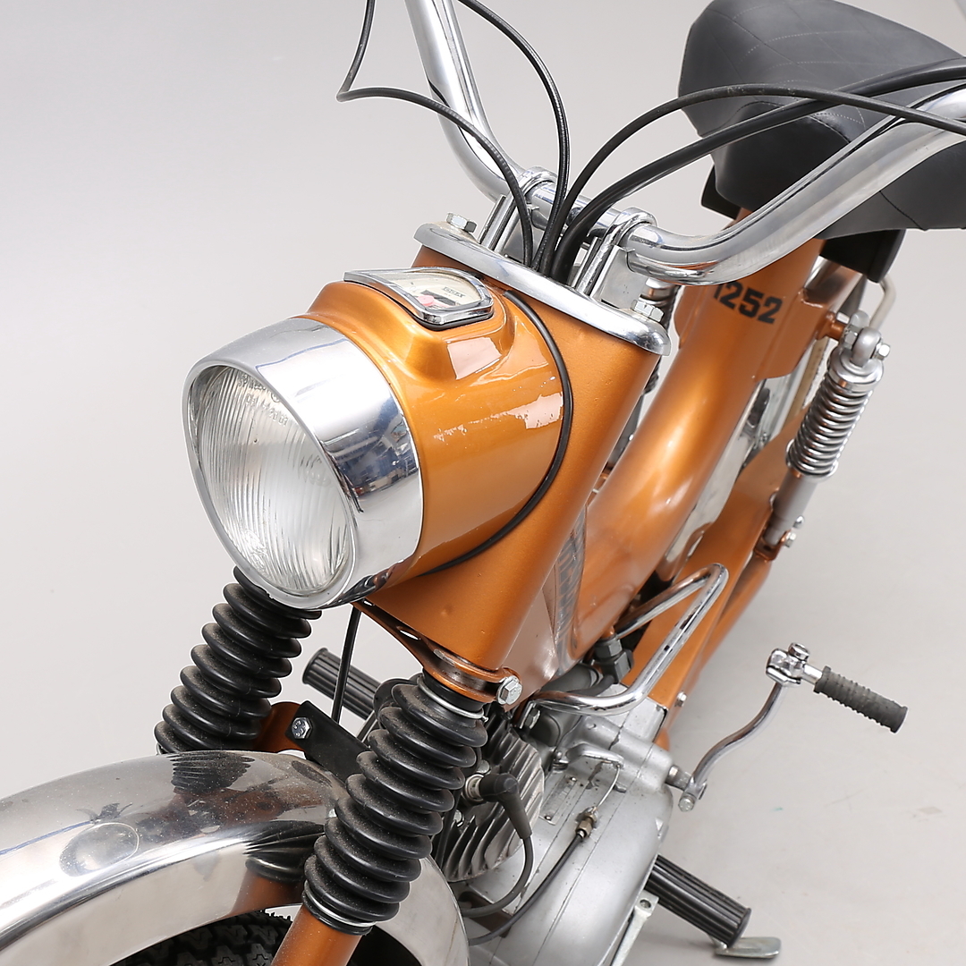 Bilder för 1055996. MOPED, Crescent Compact, 50cc, 1970-tal. - Auctionet