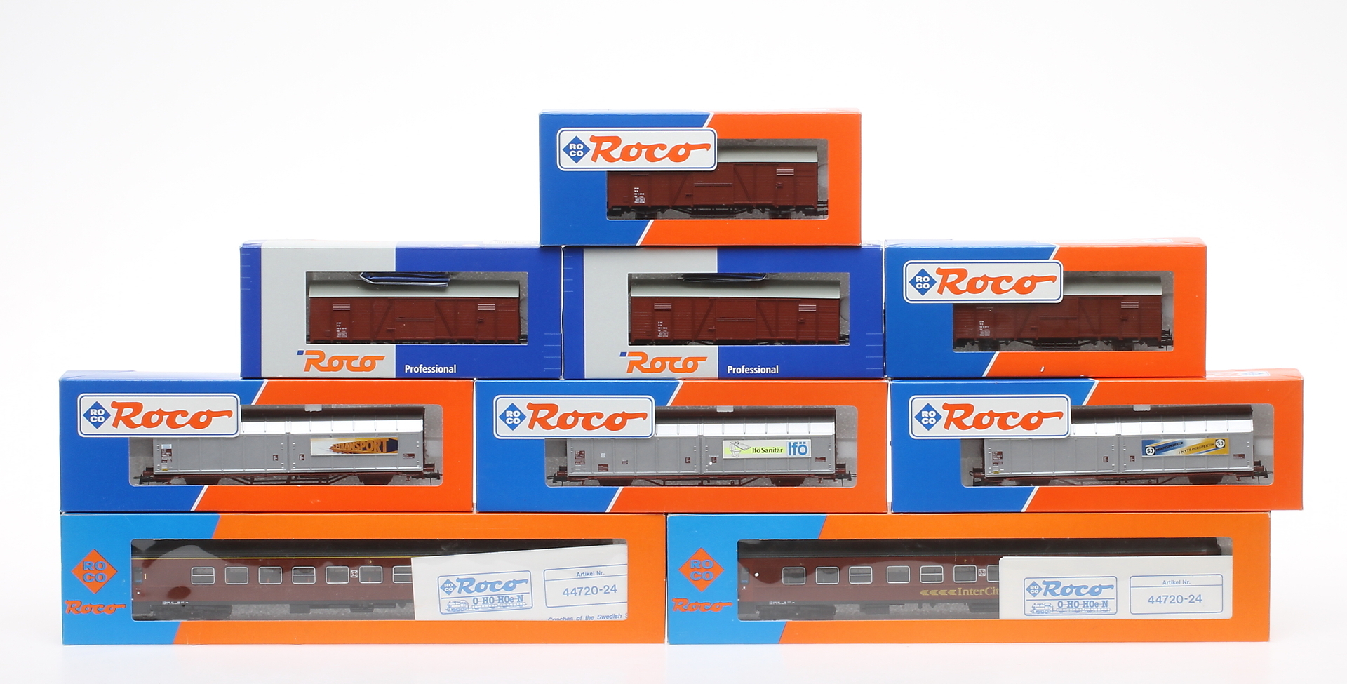 Images for 109173. MODEL TRAIN ROCO 7 freight wagons and 2 passenger ...