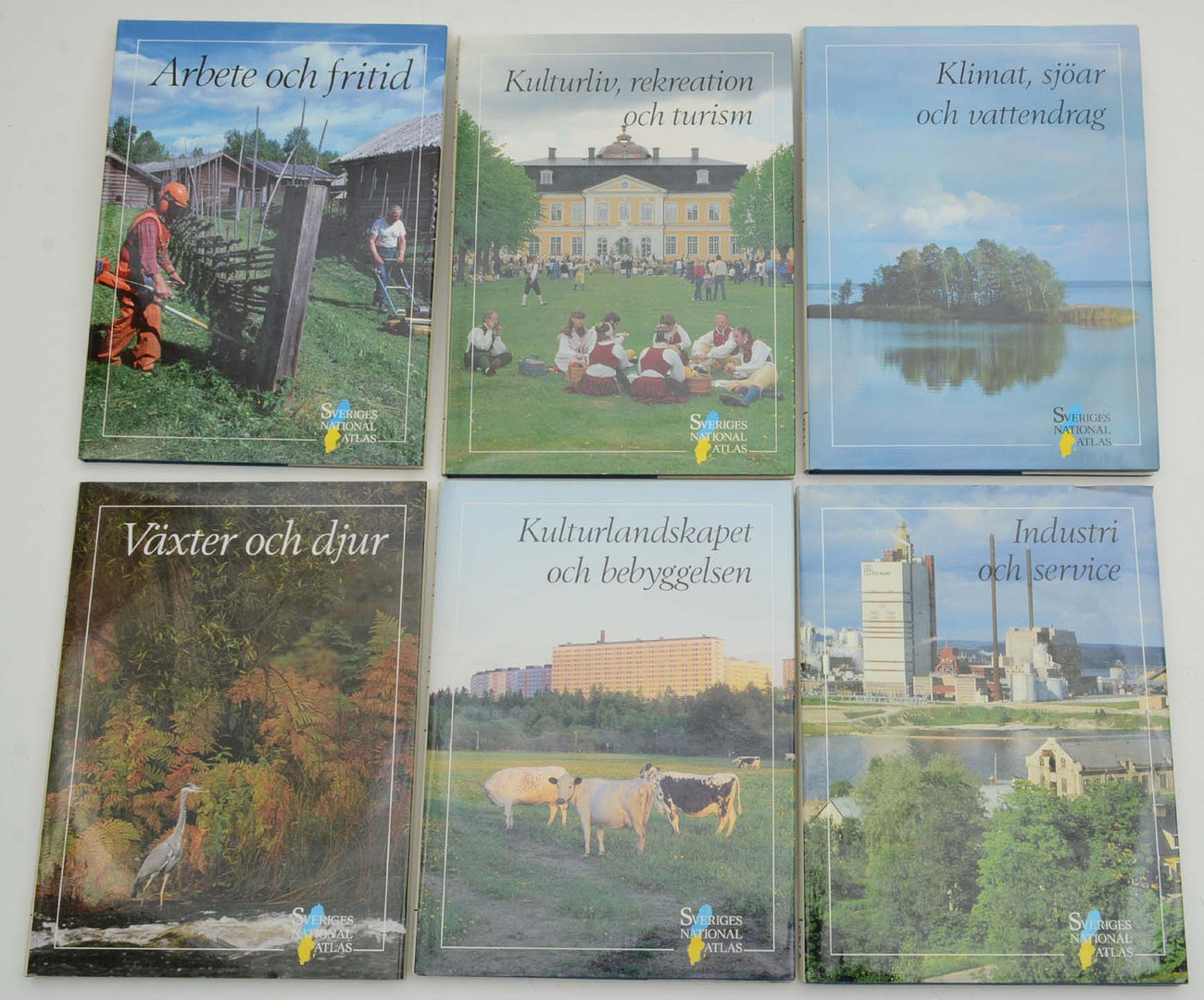 Images for 2189911. Sweden's National Atlas. 18 volumes. - Auctionet