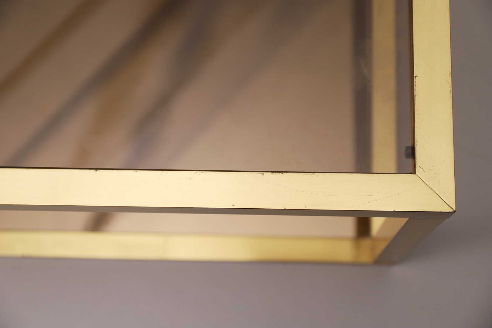 Bilder zu 2199411. 80ER COUCHTISCH IN GOLDENEM METALL. - Auctionet