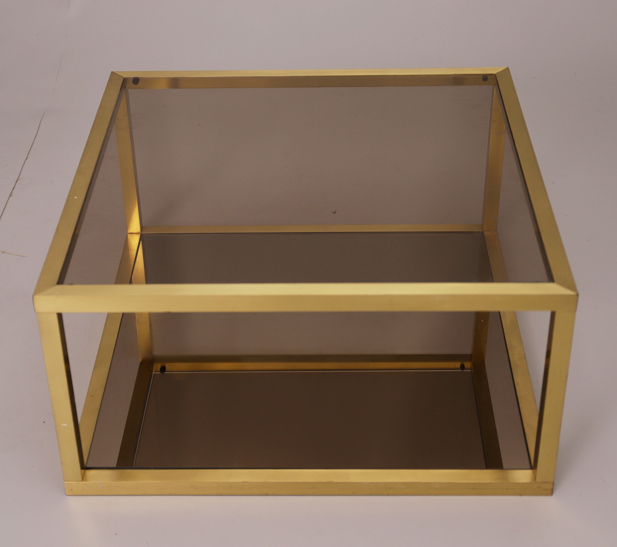 Bilder zu 2199411. 80ER COUCHTISCH IN GOLDENEM METALL. - Auctionet