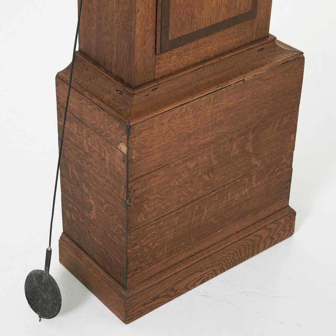 Bilder för 2411088. GOLVUR, 1800-talets början, fodral i ek, datum och ...