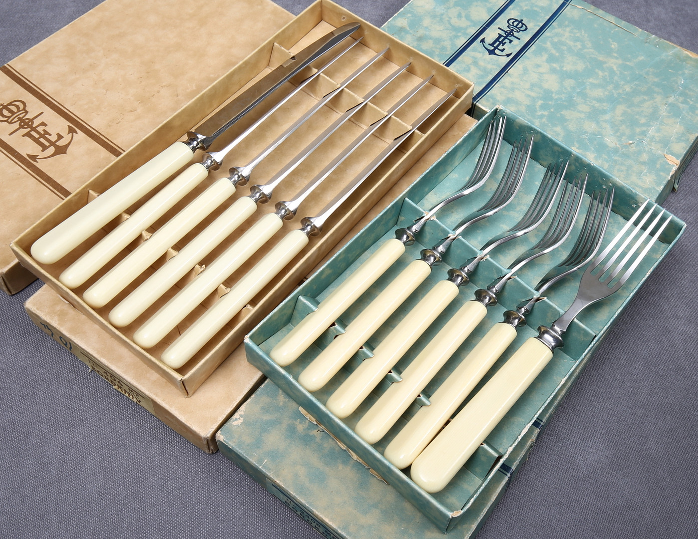 Images for 2520889. JERNBOLAGET ESKILSTUNA INVIT 7 boxes with stainless ...