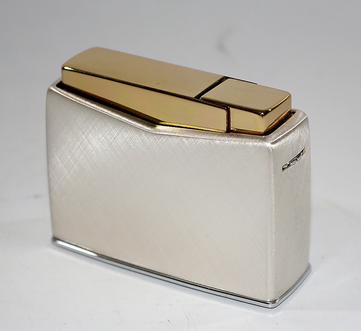 Images for 254512. CIGARETTE LIGHTER, Consul crown, design Sigvard ...