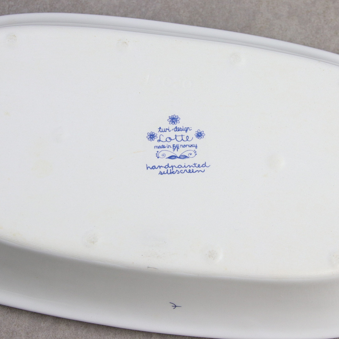 2647250. PALVELU, 15 kpl, "Lotte" piikivi, Turi Design, Figgjo Flint ...