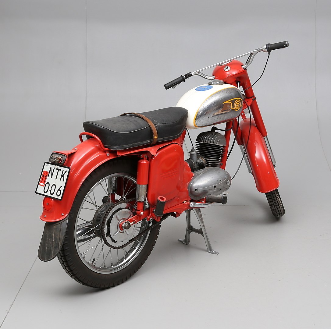 Images for 460758. MOTORCYCLE, Jawa CZ Sport, 125 cc, 1966. - Auctionet