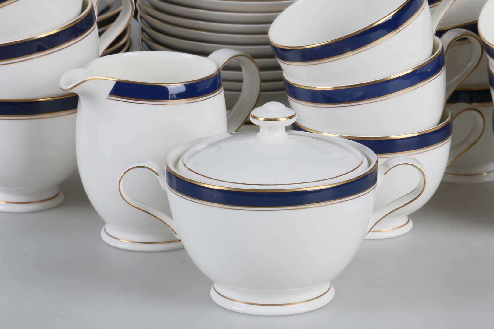 Bilder för 492341. KAFFE-, samt teservis, 48 delar, porslin, "Carl ...