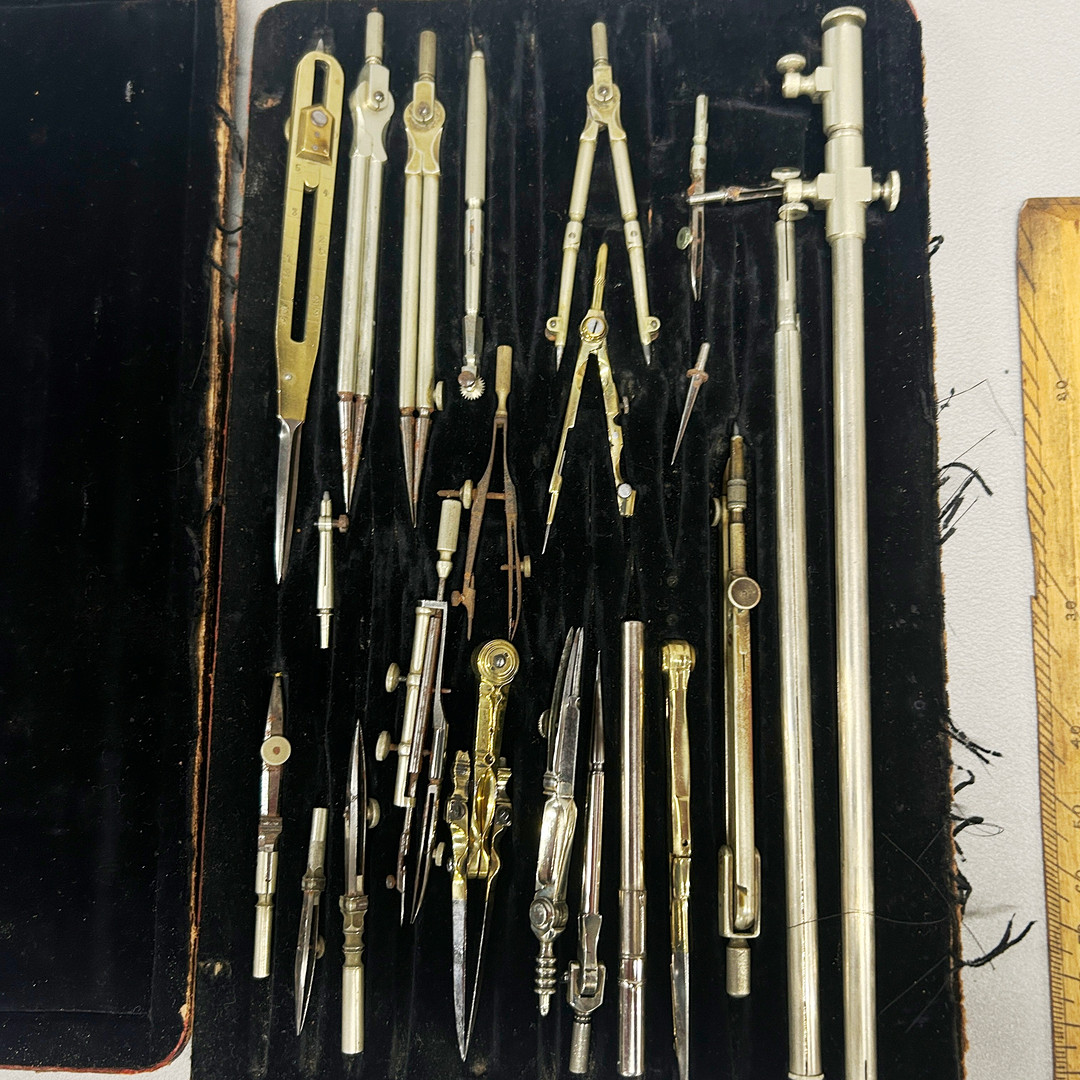 Images for 5133456. TECHNICAL DRAWING EQUIPMENT. - Auctionet
