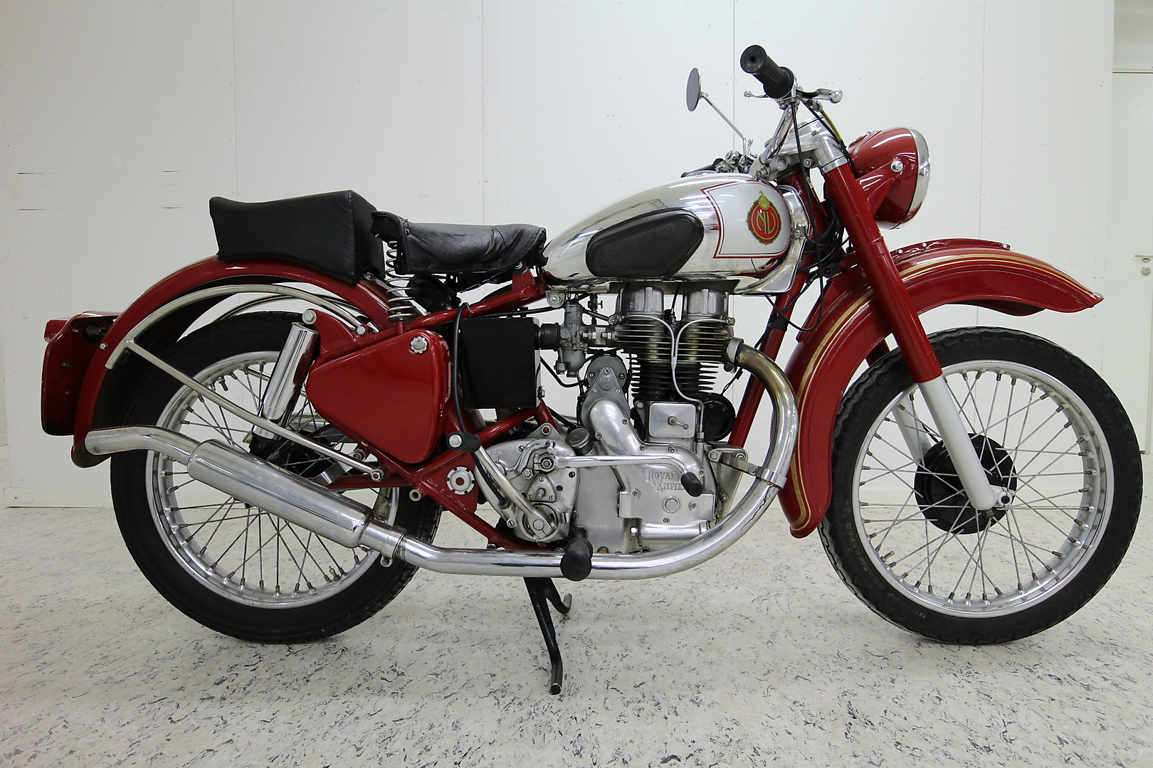 Images for 650942. NV 40/Royal Enfield 350. Year model 1950. - Auctionet