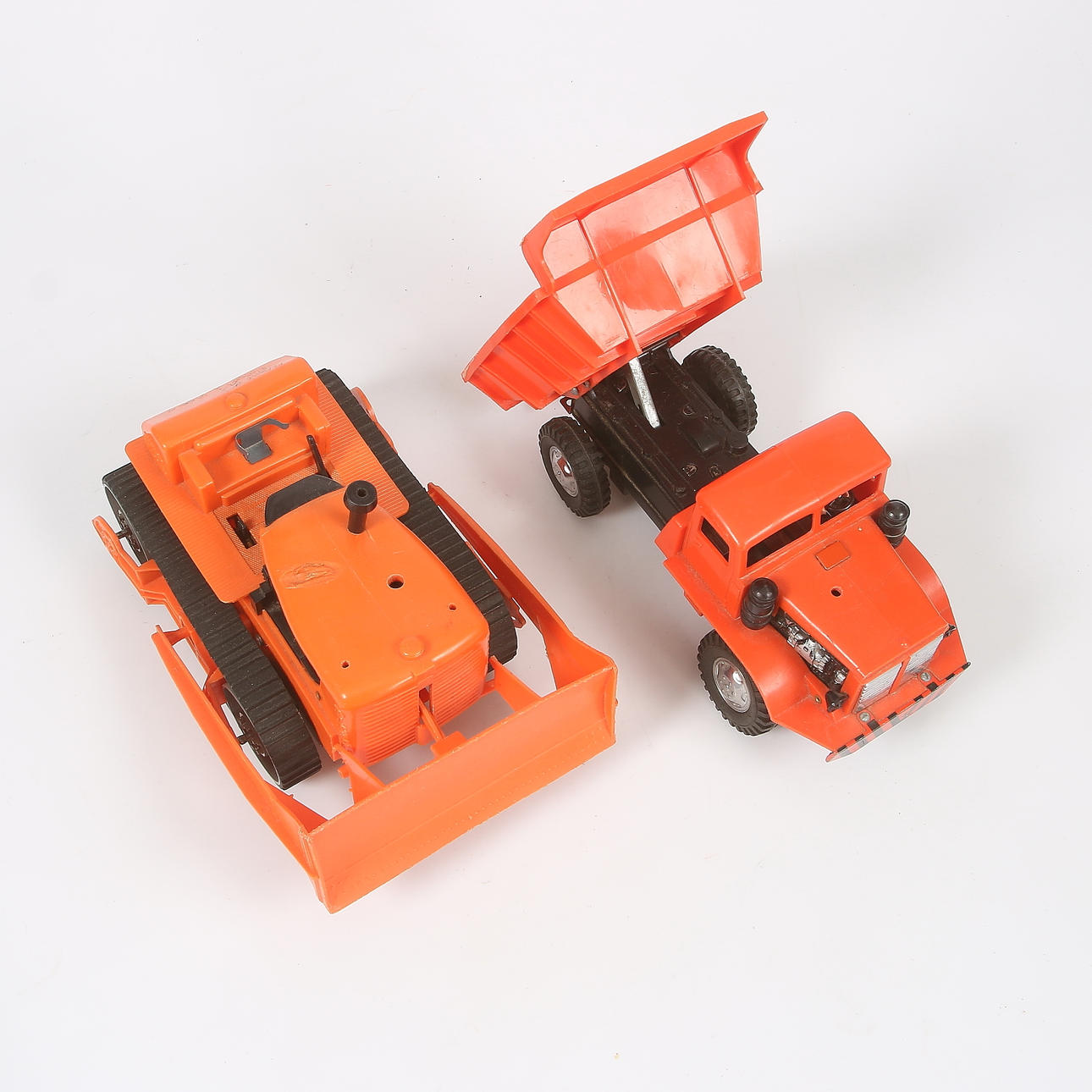 TRUCK and BULLDERS, plastic, metal, Max Toy and Line Mar Toys, Japan ...