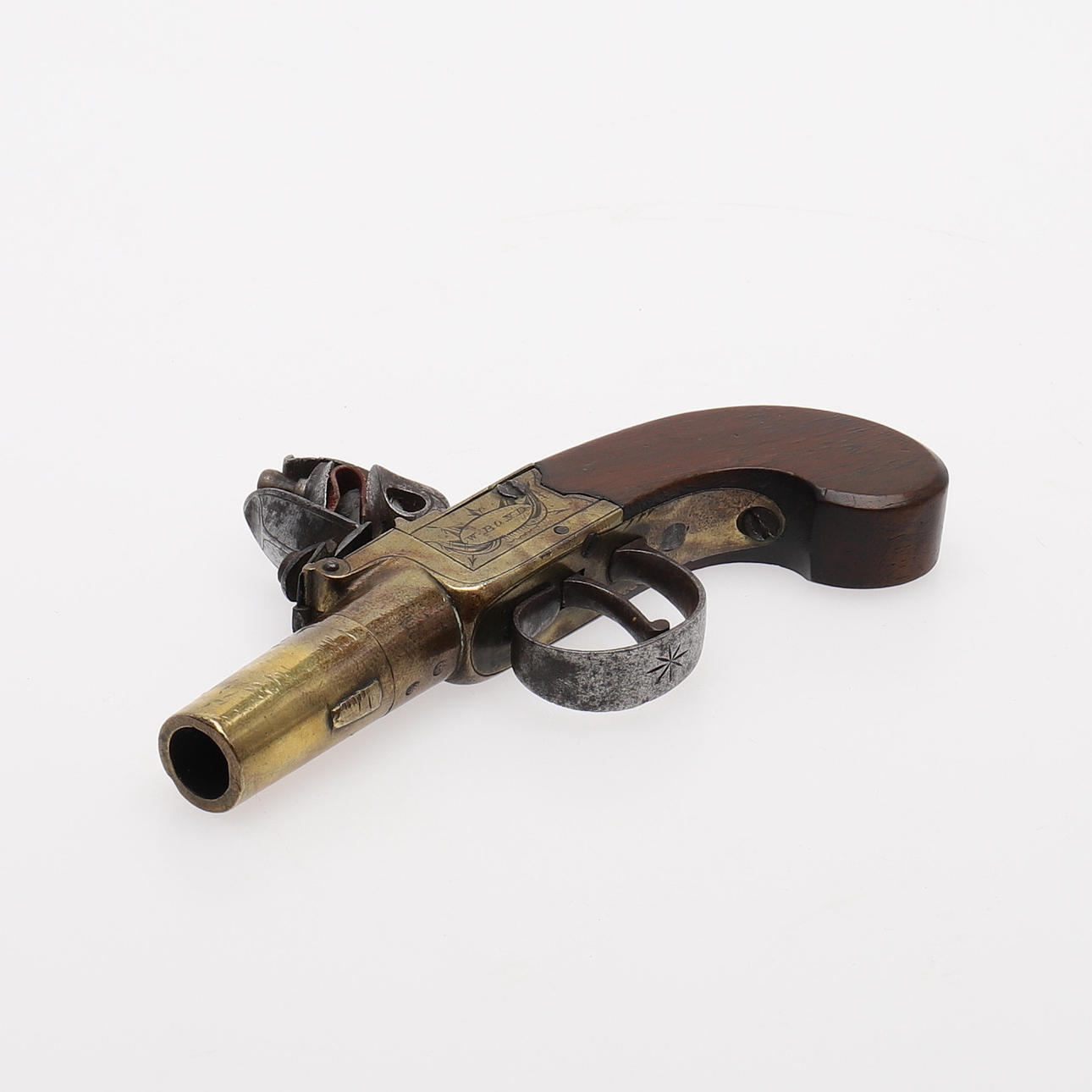 FLINT LOCK PISTOL, W. BOND. Weapons & Militaria - Guns & Rifles - Auctionet