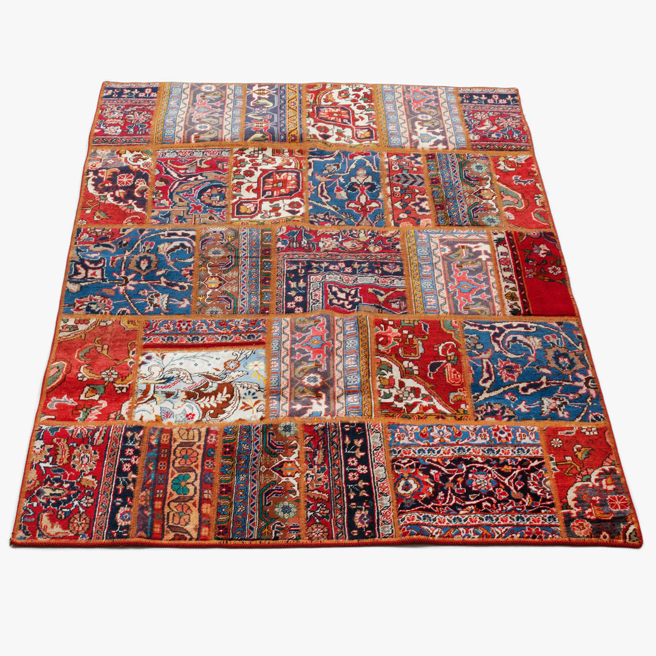 MATTA, Patchwork, 200 x 150 cm. Mattor & Textil - Mattor - Auctionet