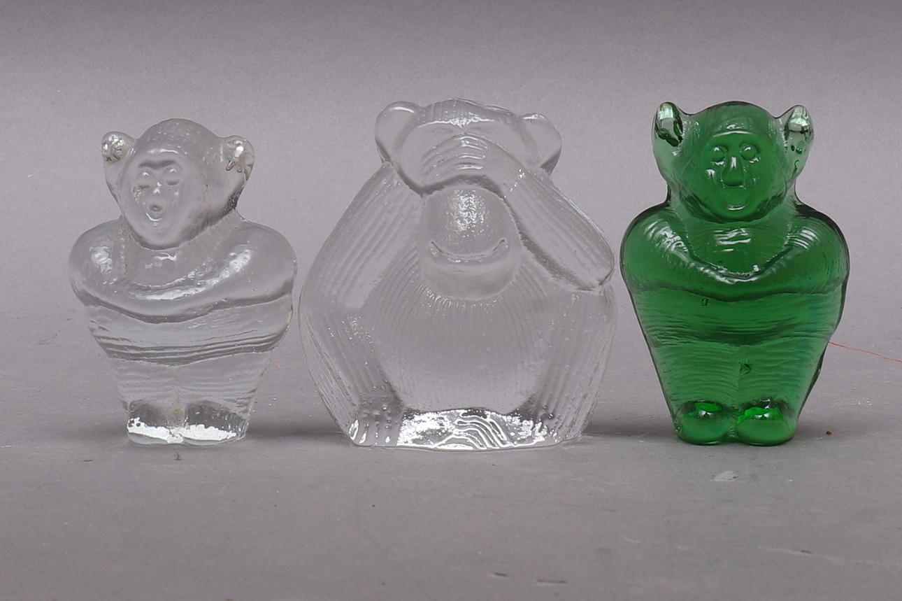 GLASFIGURER, 17 st, djur, bl.a. Lisa Larsson, Lars Hellsten & Mats ...