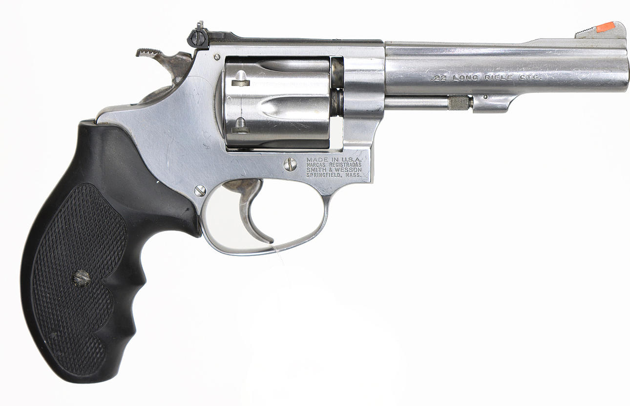 144. REVOLVER, amerikansk, Double Action, fabrikat Smith & Wesson ...