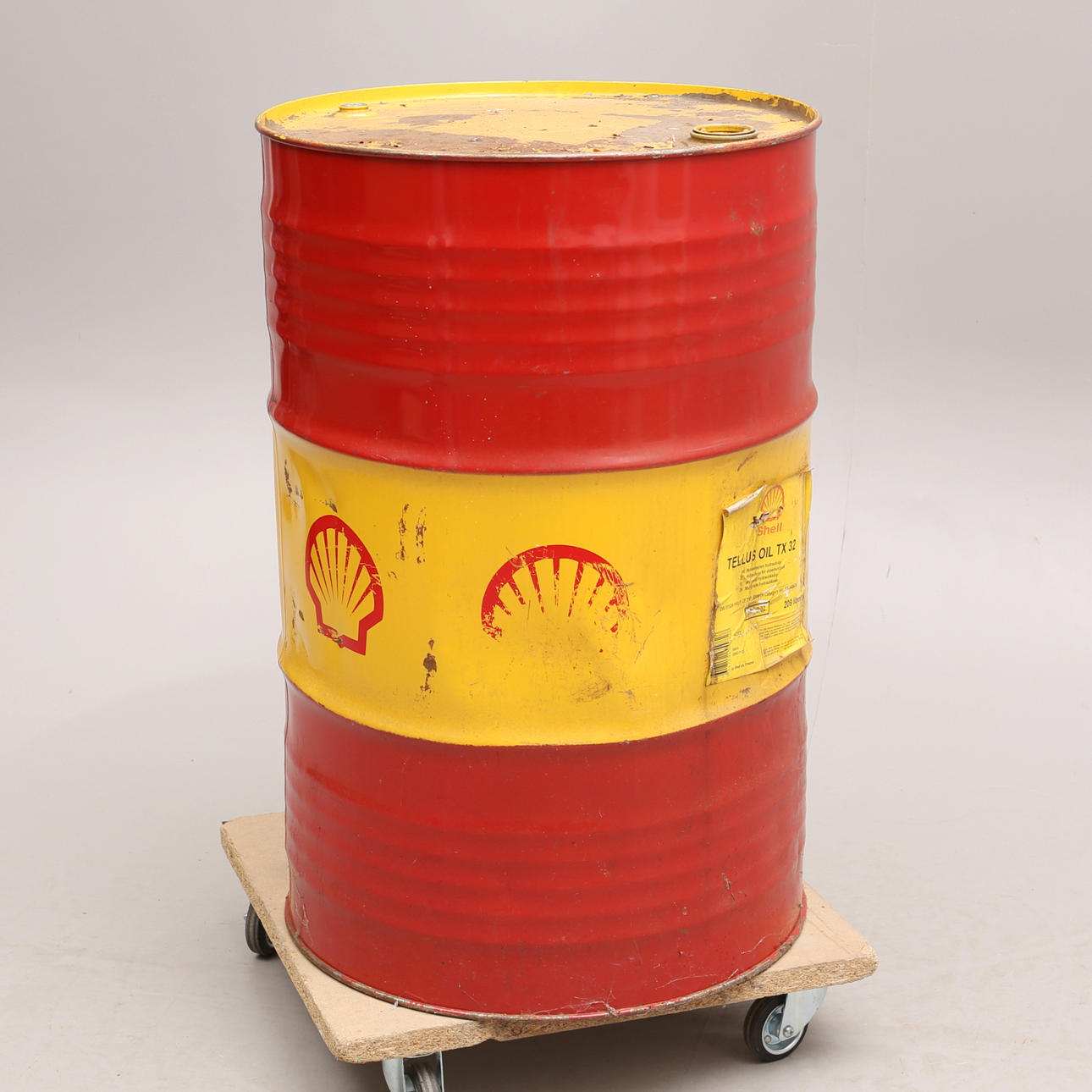 OLJEFAT, SHELL, 1900-tal. Samlarföremål - Teknika & Nautika - Auctionet