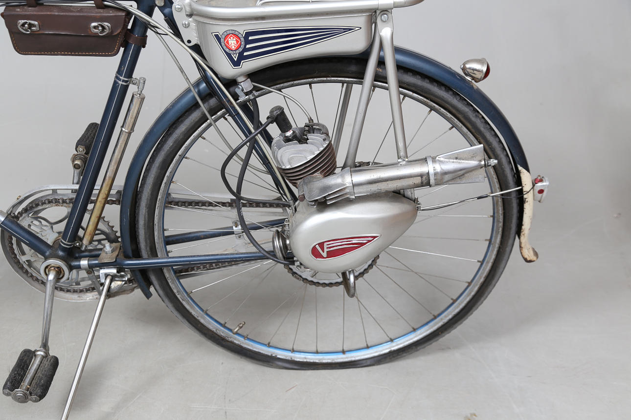 MOPED, Apollo, Värnamo. Fordon, Båtar & Delar - Cyklar - Auctionet