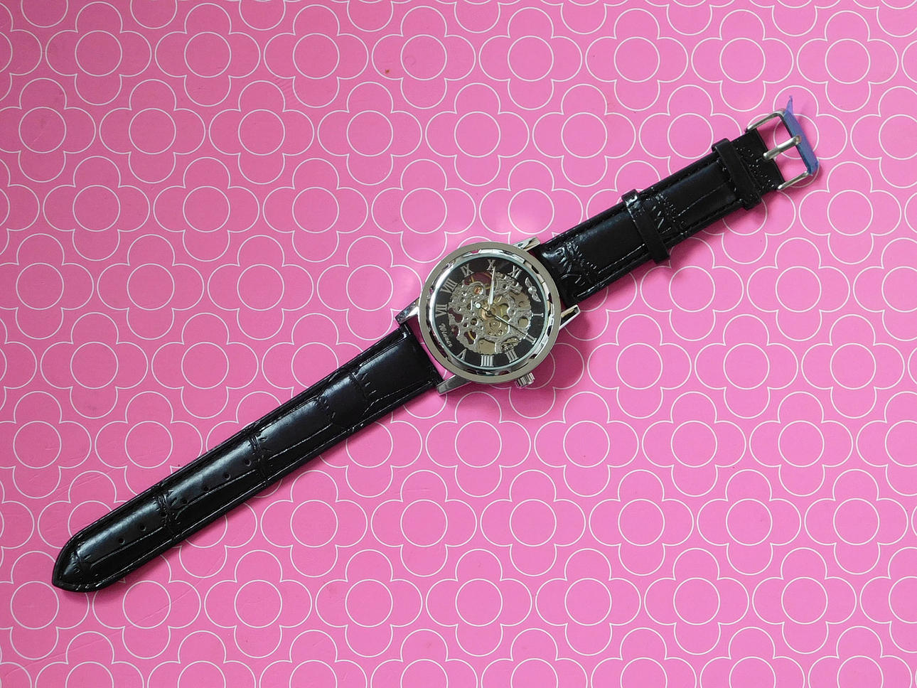 VINNARE SKELETT ARMBANDSUR. Klockor & Ur - Armbandsur - Auctionet
