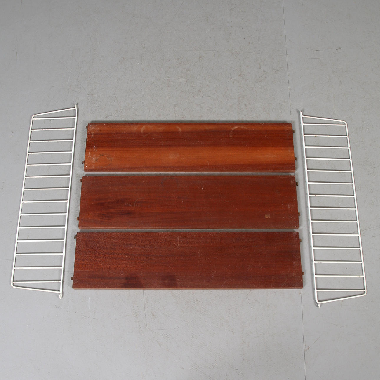 STRINGHYLLA, 1950/60-tal. Möbler - Skåp & Hyllor - Auctionet