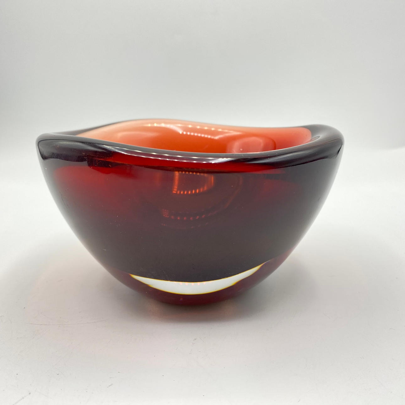 ORREFORS FUGA GLASSKÅL. Glas - Bruksglas - Auctionet