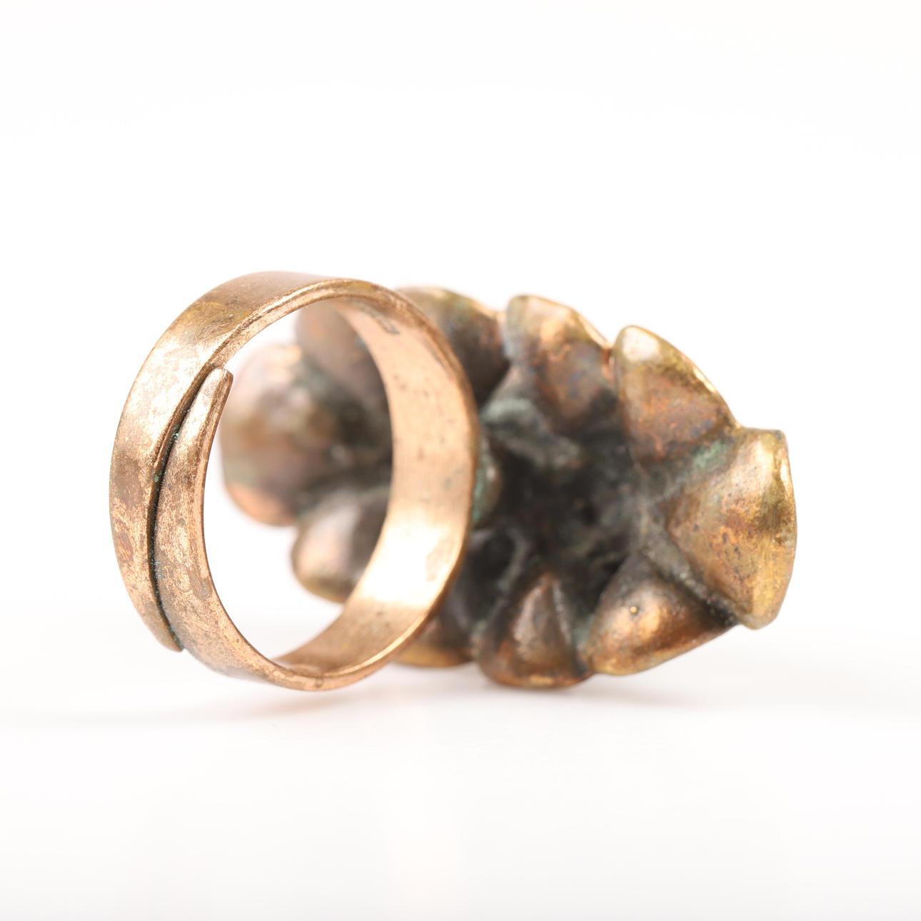 RING, brons, "Lava", Hannu Ikonen, Valo koru, Finland. Smycken & Ädelstenar - Ringar - Auctionet