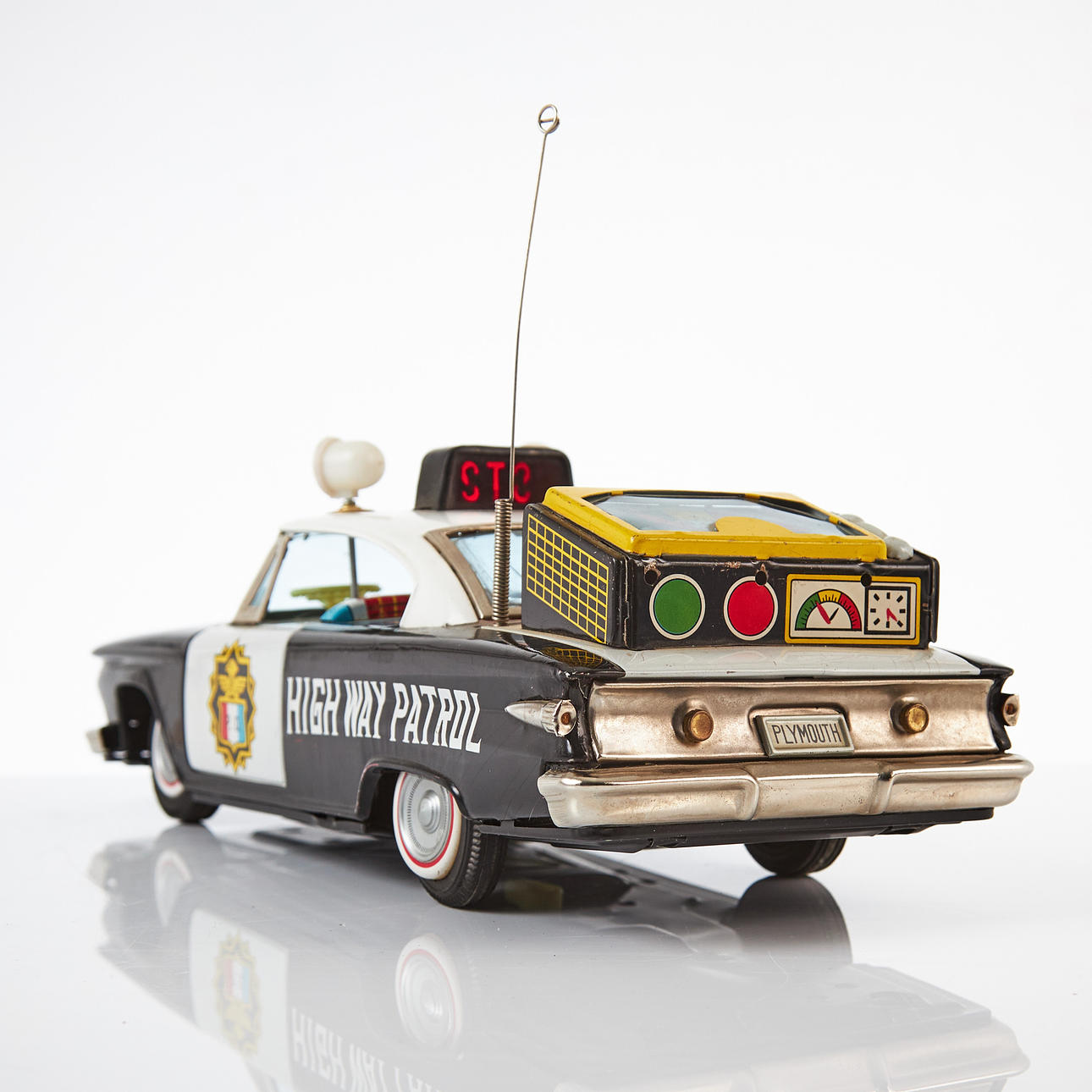 LEKSAKER, 2 st, Ichiko, Plymouth polisbil i plåt, Highway Patrol ...