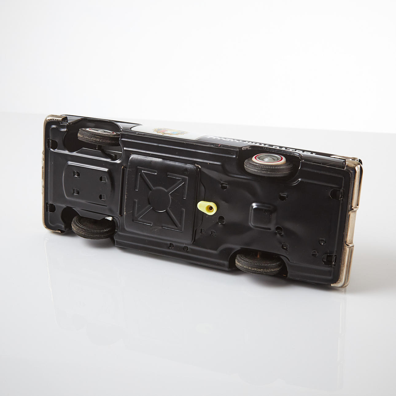 LEKSAKER, 2 st, Ichiko, Plymouth polisbil i plåt, Highway Patrol ...