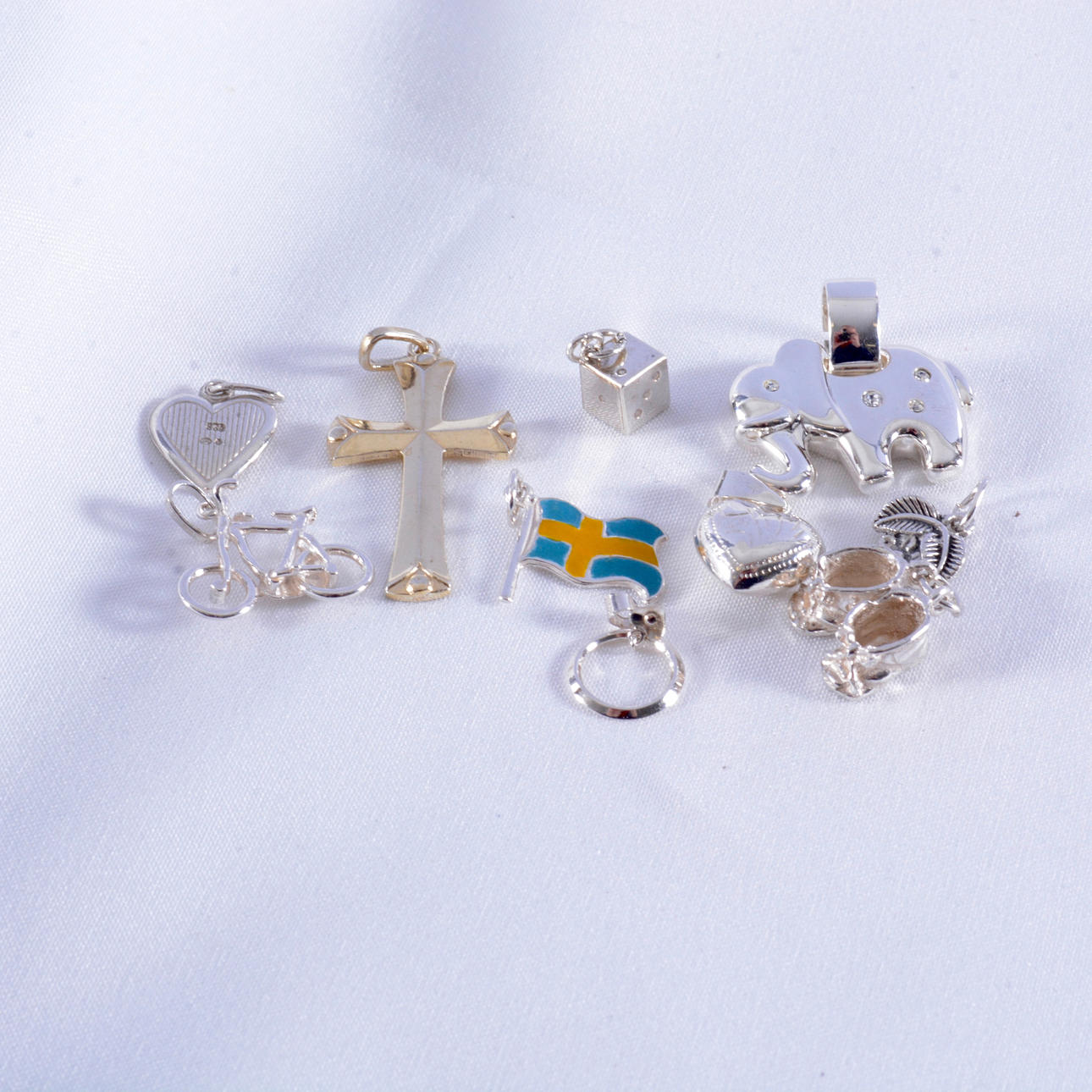 BERLOCKER, 10 st, silver. Silver & Metall - Silver - Auctionet