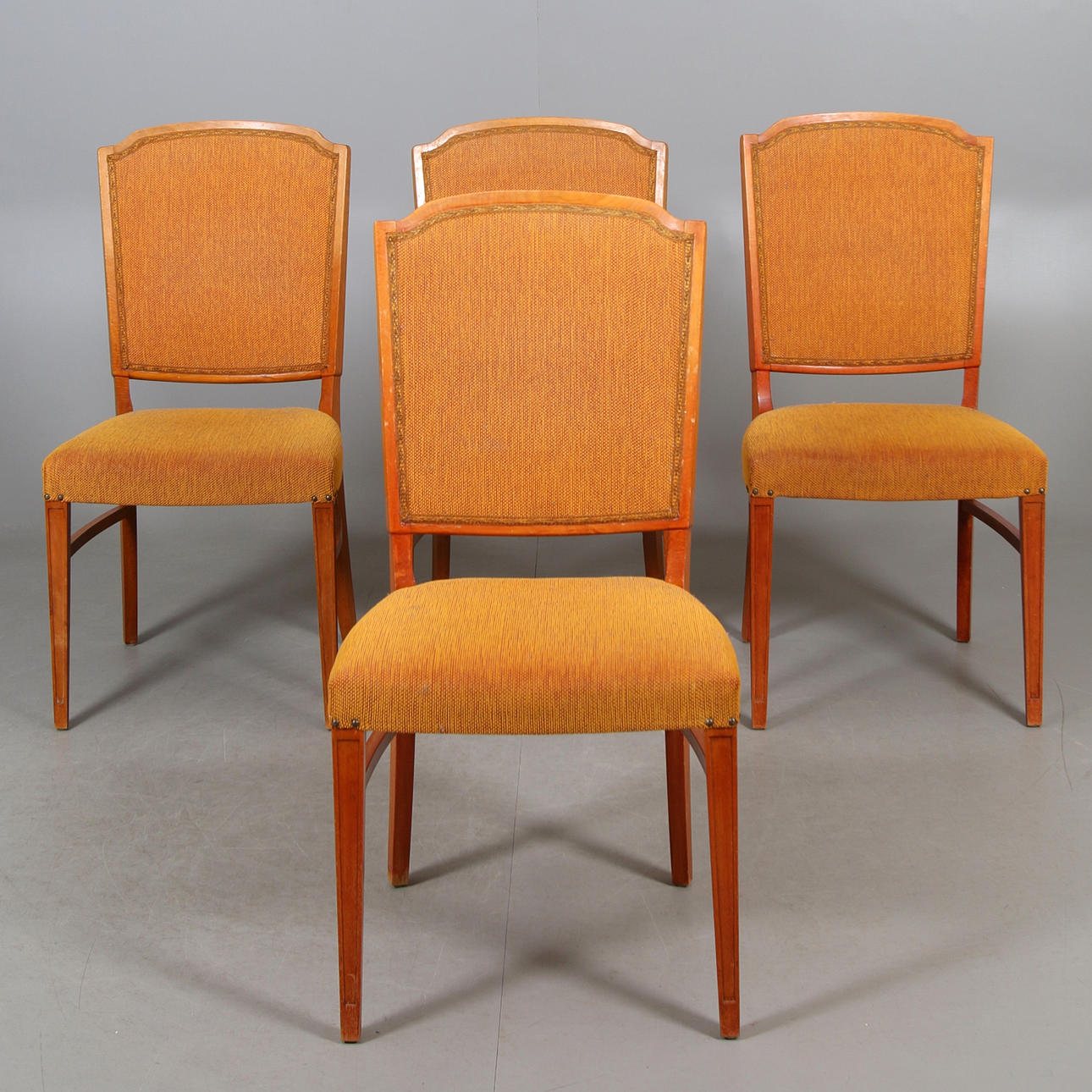 STOLAR, 4 st, 1940-tal. Möbler - Fåtöljer & Stolar - Auctionet