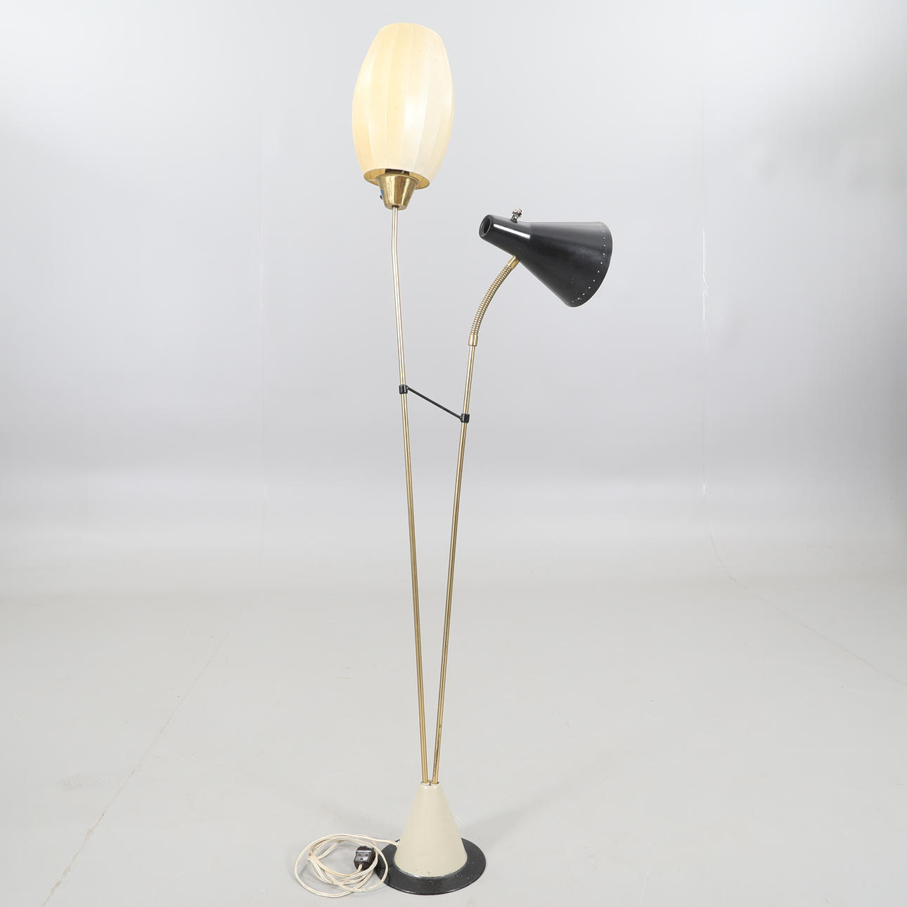 GOLVLAMPA, Ard Deco, plåt/mässing. Belysning & Lampor - Golvlampor ...