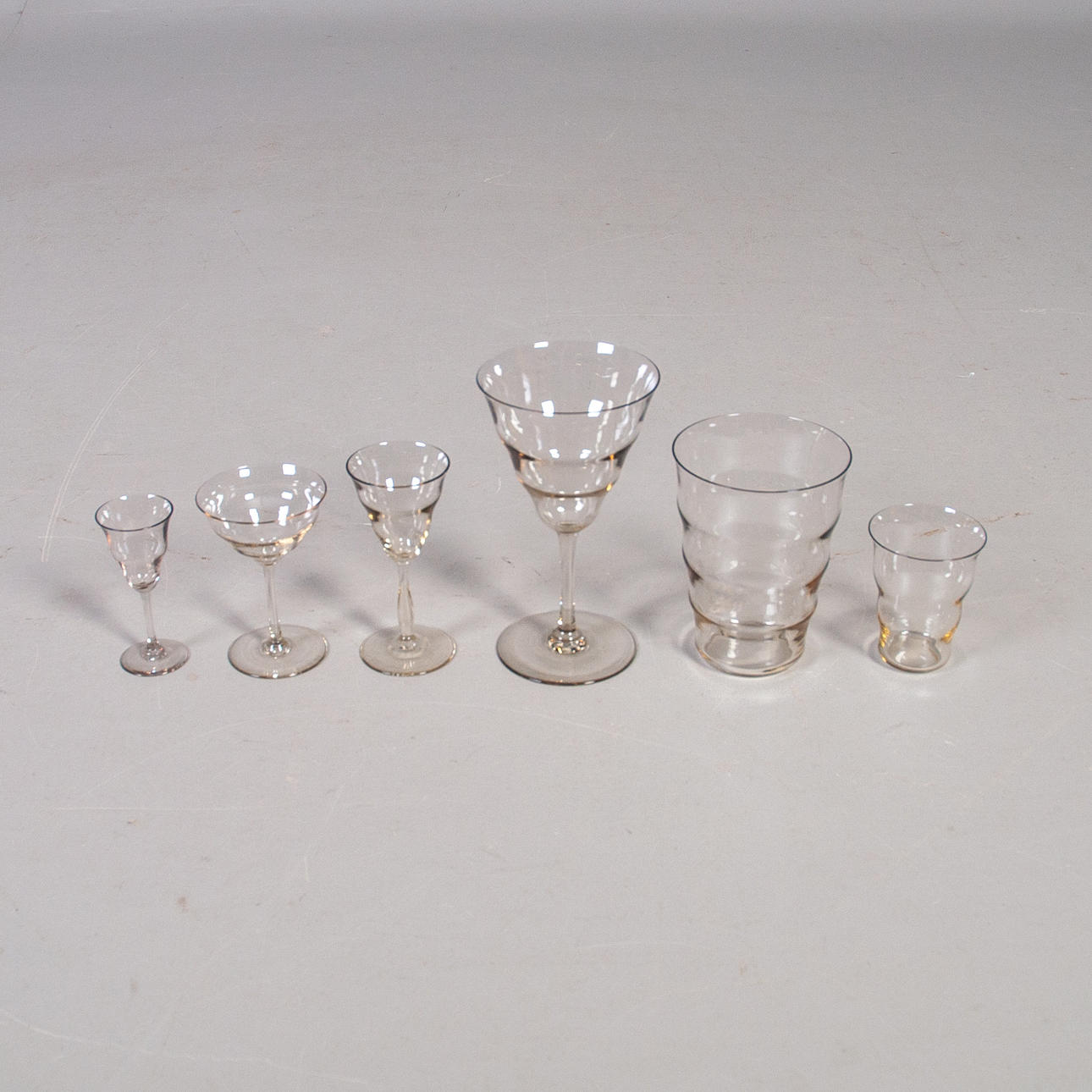 GERDA STRÖMBERG. Glasservis, 43 delar, "Fylgia" Eda glasbruk. Glas ...