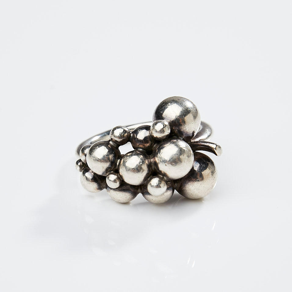 GEORG JENSEN, "Moonlight Grapes", ring, silver. Smycken & Ädelstenar ...