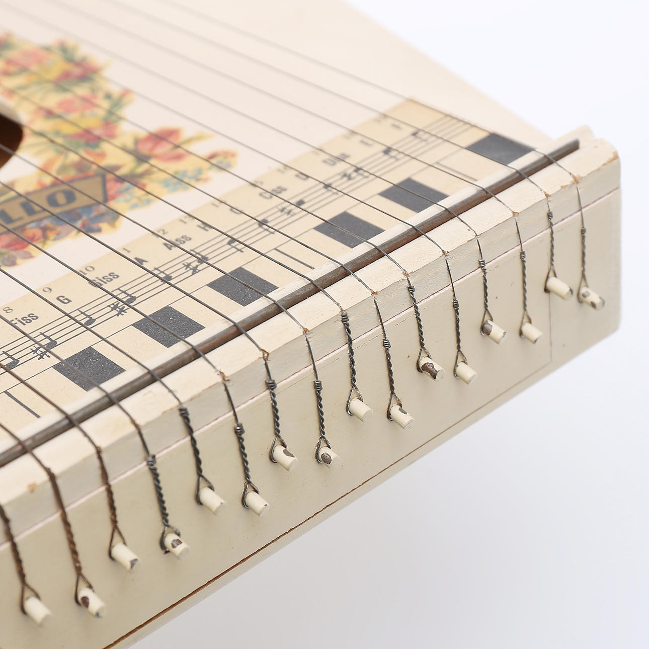 CITTRA, Nivello, med noter. Övrigt - Musikinstrument - Auctionet