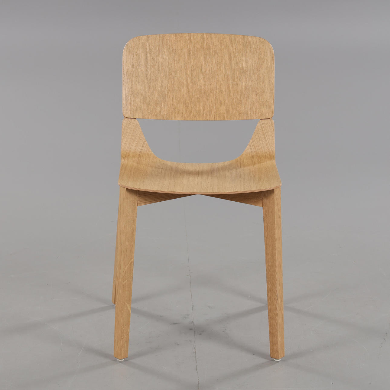 TON, "Leaf Chair", samtida. Möbler - Fåtöljer & Stolar - Auctionet