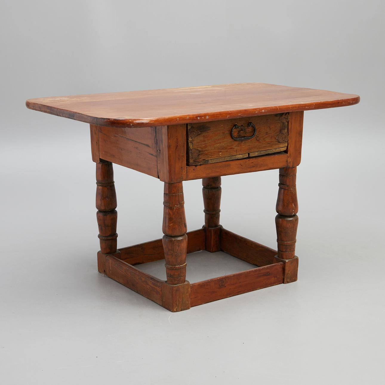 BORD, med låda, 17/1800-tal. Möbler - Bord - Auctionet