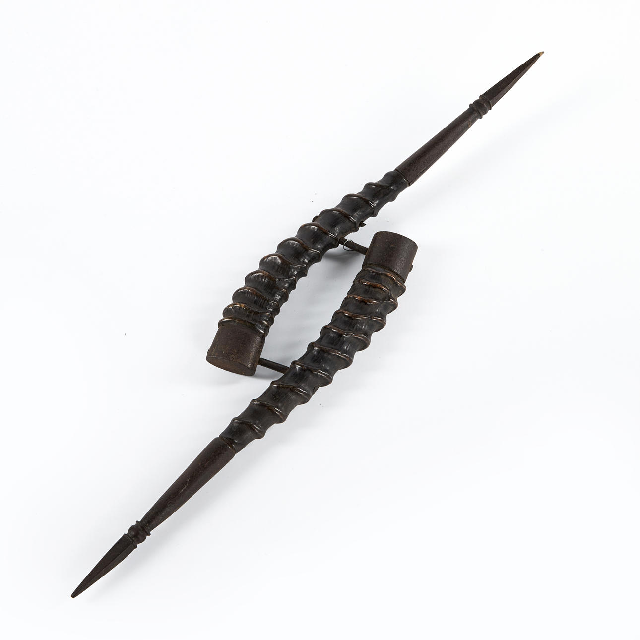 MADUVU (Maru/Madu), South Indian/Tamil stabbing and defensive weapon ...