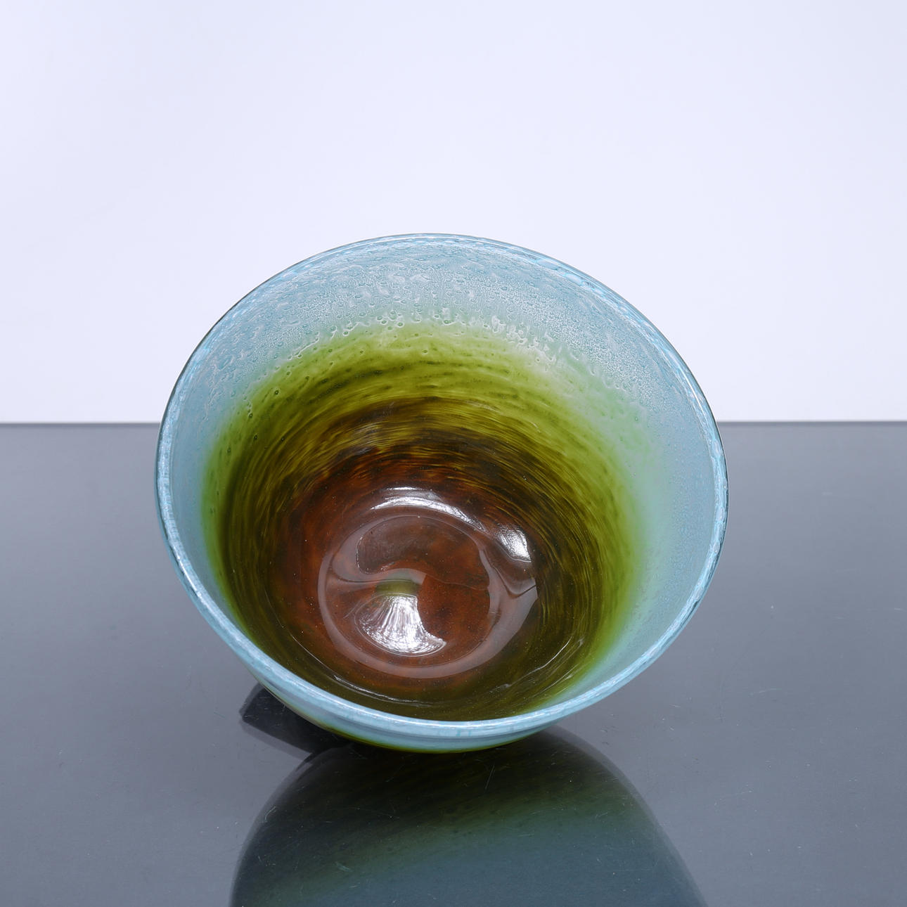 JOHN-ORVAR LAKE. Skål. Ekenäs Glasbruk. Glas - Konstglas - Auctionet