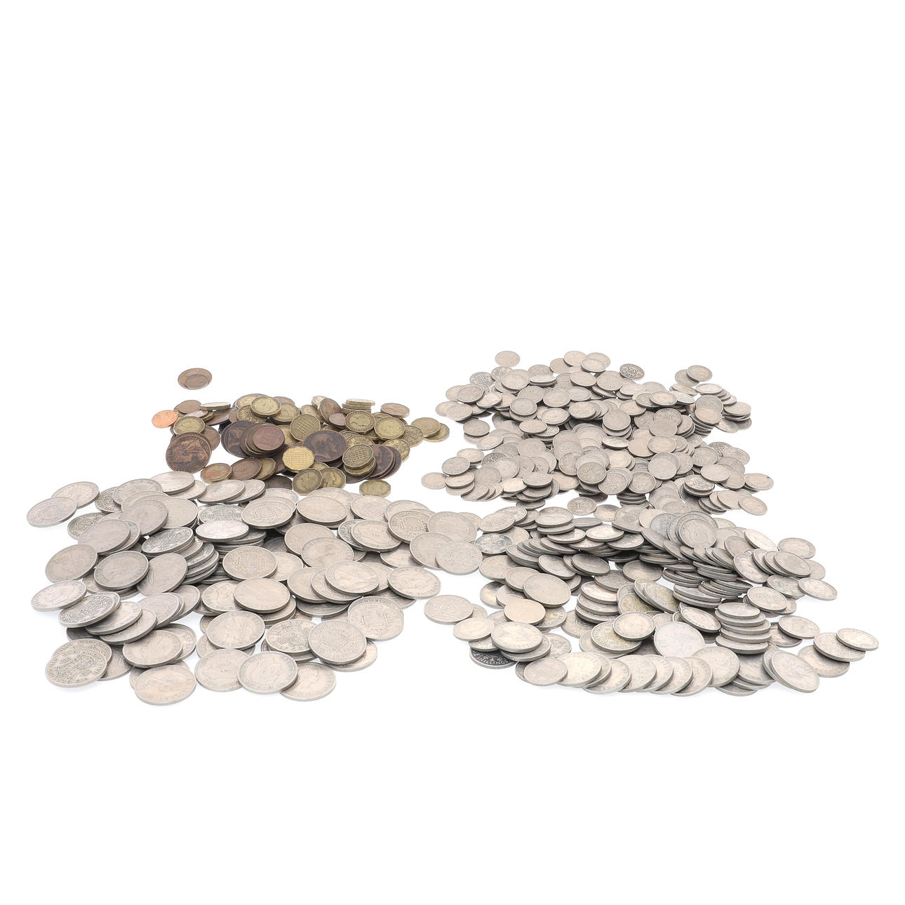 A LARGE COLLECTION OF BRITISH COINAGE, QUEEN VICTORIA - ELIZABETH II ...