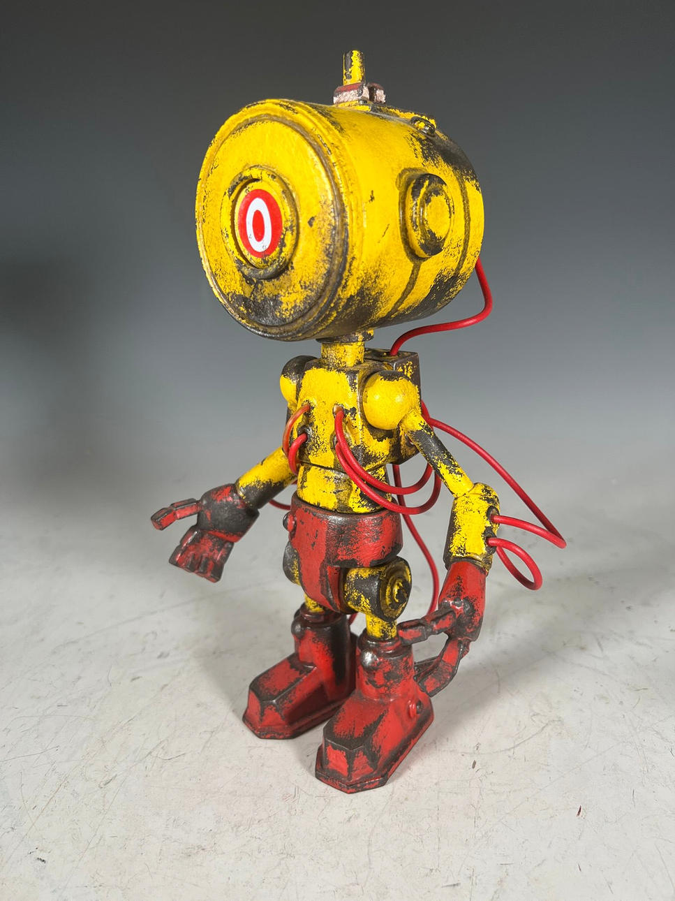 MARTIN SMIDA. Atelier. 'AWS (Autonomic Walking System), modell: Yellow ...