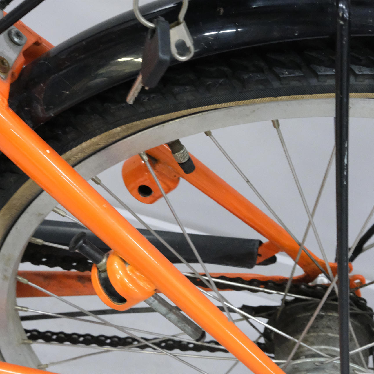 CRESCENT, BARNCYKEL, ORANGE. Fordon, Båtar & Delar - Cyklar - Auctionet