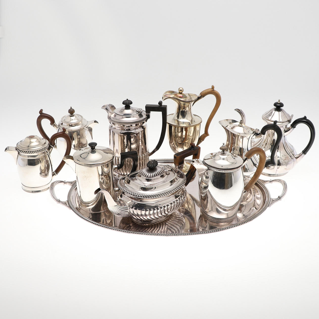 OLIKA PLÄTERADE VAROR:. Silver & Metall - Nysilver - Auctionet