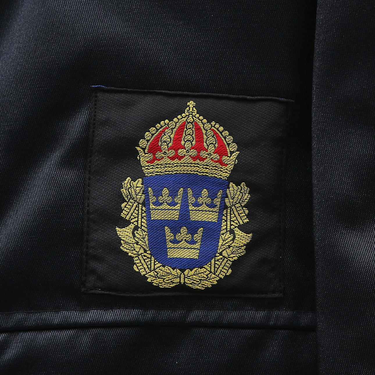 POLISUNIFORM, 1900-tal. Mattor & Textil - Textil - Auctionet