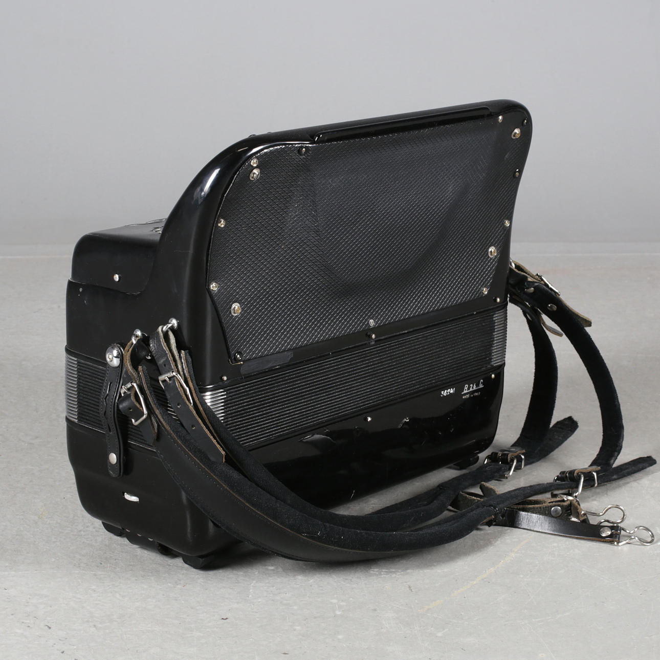 DRAGSPEL, Zero-Sette B26C. 3 körigt med cassotto och väska. Övrigt - Musikinstrument - Auctionet