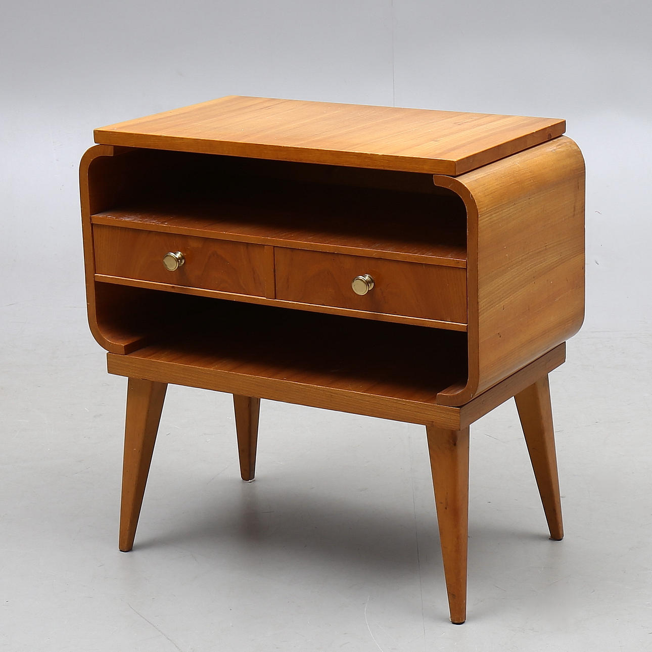 HALLMÖBEL, björk, 1940/50-tal. Möbler - Skåp & Hyllor - Auctionet