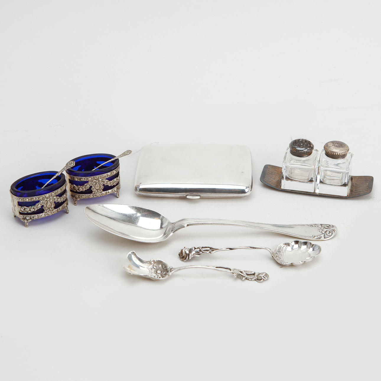 SILVER OBJECTS, 10 pieces. Silver & Metals - Silver - Auctionet