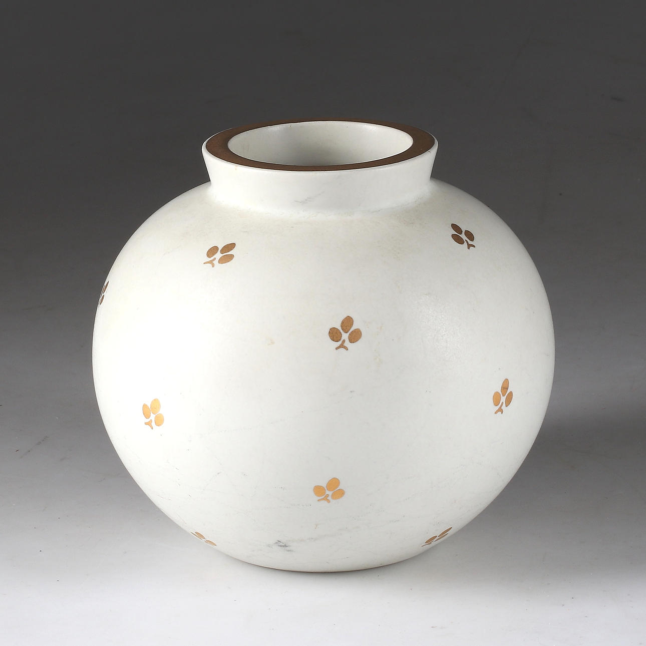 VASE, stoneware, "Carrara", Wilhelm Kåge, Gustavsberg, 1900s. Ceramics ...