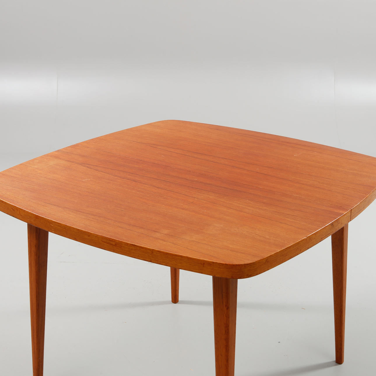MATBORD, 1950/60-tal. Möbler - Bord - Auctionet