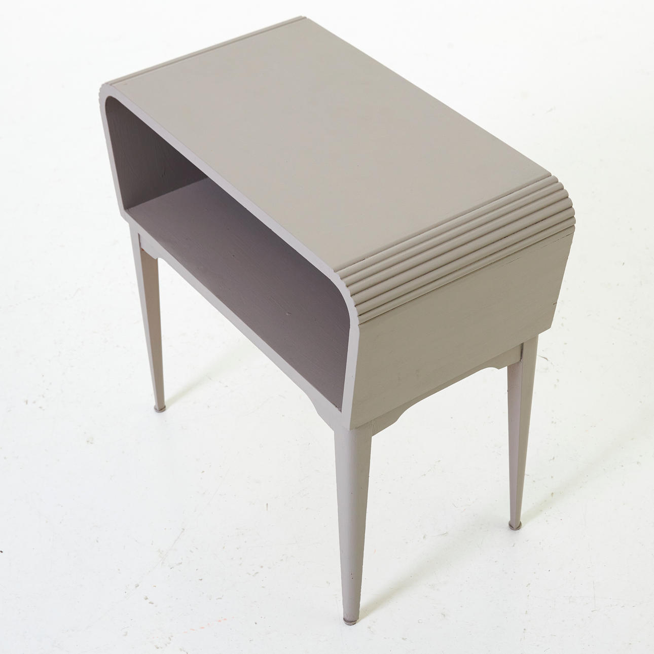 BEDSIDE TABLE, 1940s/50s, painted in grey, shelf. Furniture - Tables ...