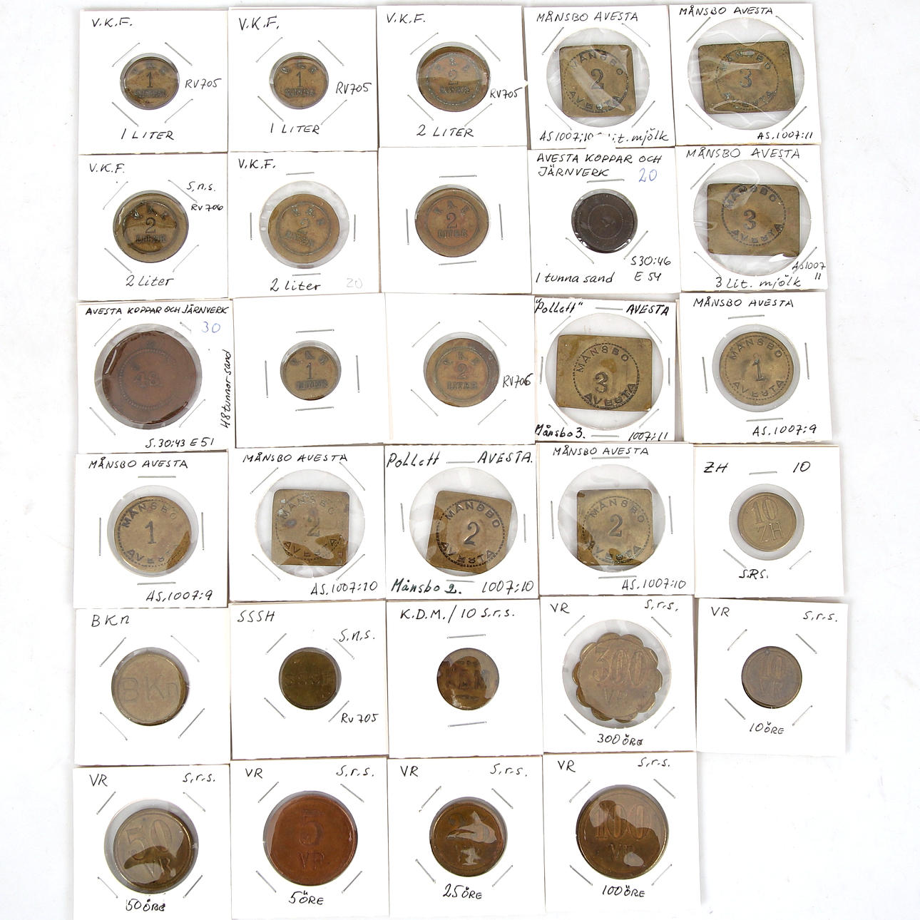 POLLETER, 29 st. metall, bl.a. tunnor sand och mjölk, Avesta koppar och ...