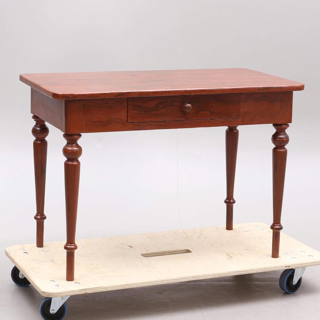 BORD med låda, 1800/1900-tal. Möbler - Bord - Auctionet