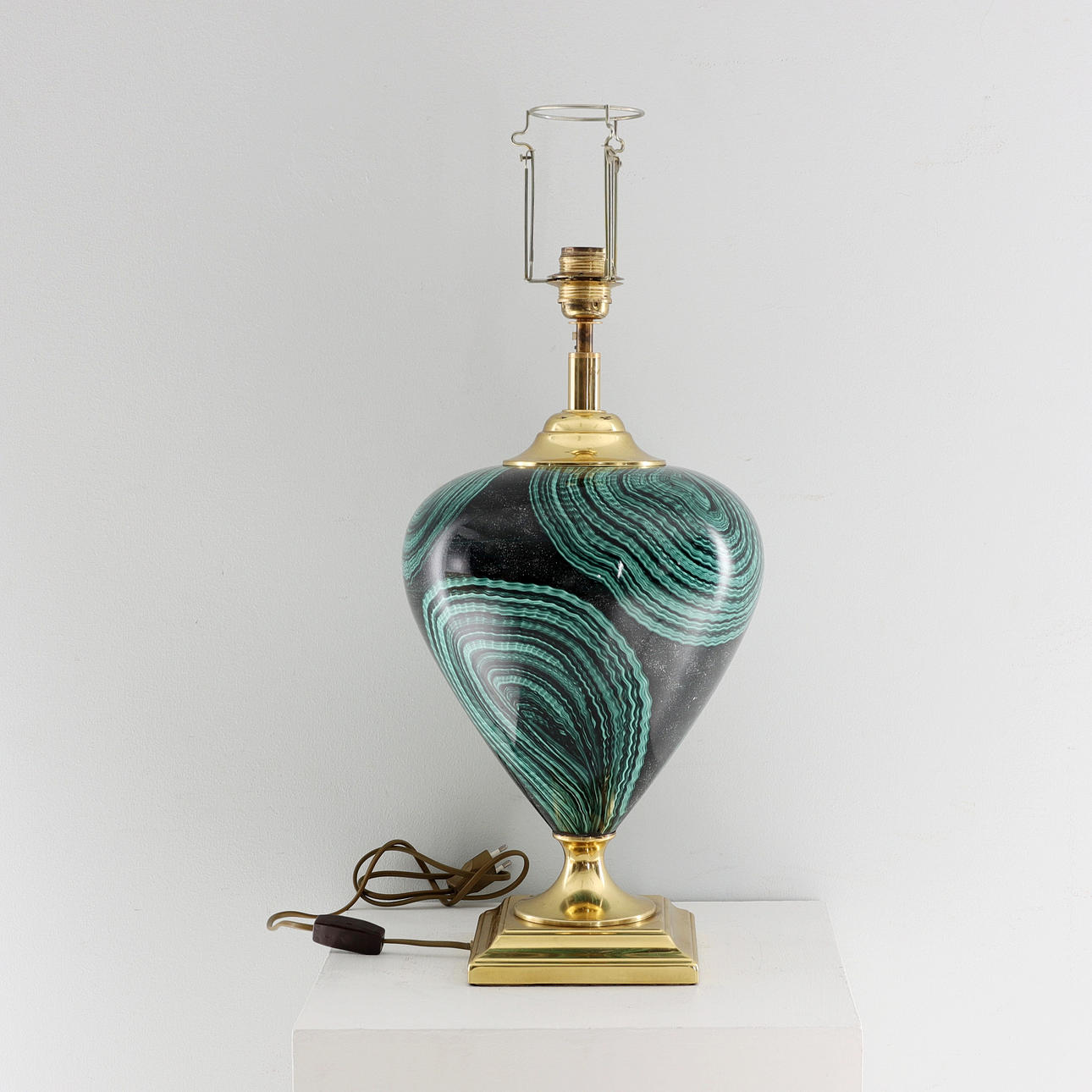 BORDSLAMPA, stor modell, Le Dauphin, Frankrike, 1900-talets senare del ...